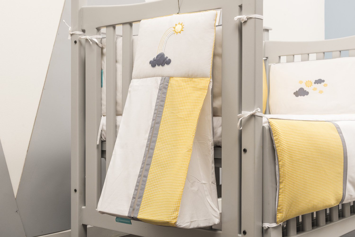 Sunny Nappy Stacker - Blooms and Butterflies